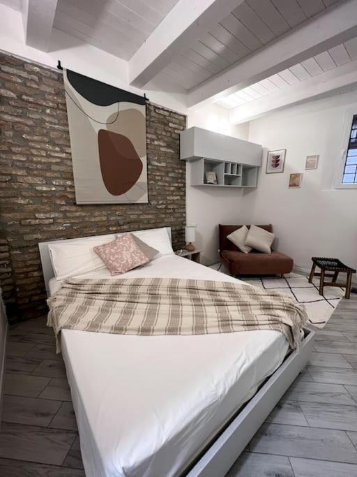 [Ferrara Centro - Hosomi Apt] - Ferrare