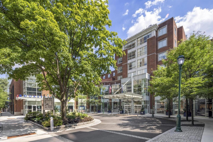 The Inn At Penn, A Hilton Hotel - Villanova, PA