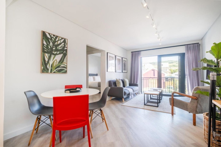 Paarl 2br Family Friendly Apartment With Parking - Paarl
