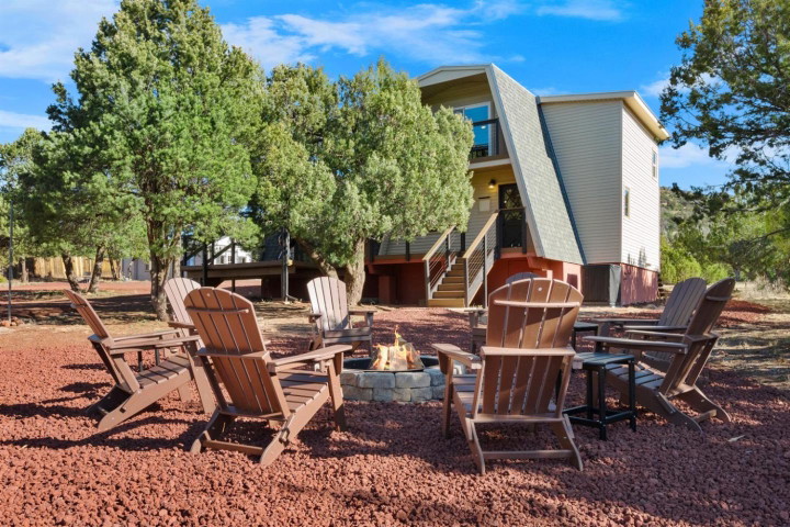 Camp Gnaw, 3-cabin Retreat William Az Near Grand Canyon Epic Game Rooms Fire Pit - Williams, AZ