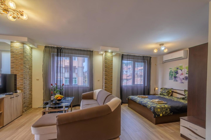 Cozy & Delightful Apart & Aubg & Free Garage Parking - North Macedonia
