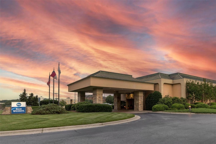 Best Western Hickory - Hickory, NC