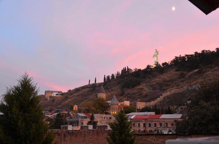 Natia's Apartment On Dadiani St. - Tbilisi