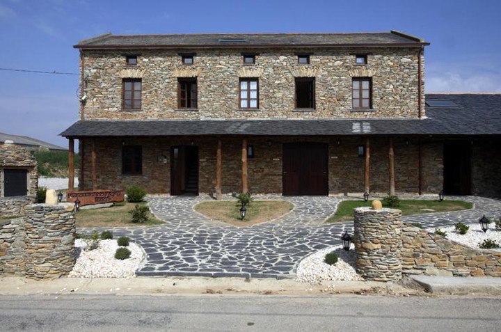 Hotel Y Apartamentos Penarronda Playa - Tapia de Casariego