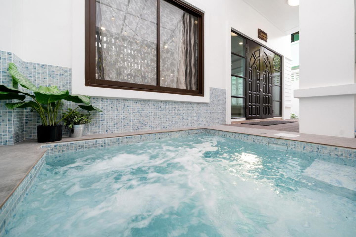 4br Villa W Jacuzzi Heart Of Patong By Mp Property 128 - Patong Beach