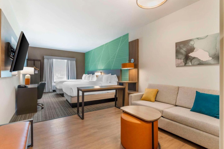 Comfort Suites Gatlinburg Downtown-convention Center - Gatlinburg, TN