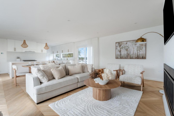 Reverie - Poolside Haven Near Beaches & Hot Springs - Rye