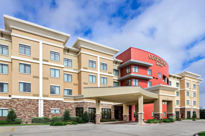 Courtyard By Marriott Lubbock Downtown/university Area - Lubbock, TX