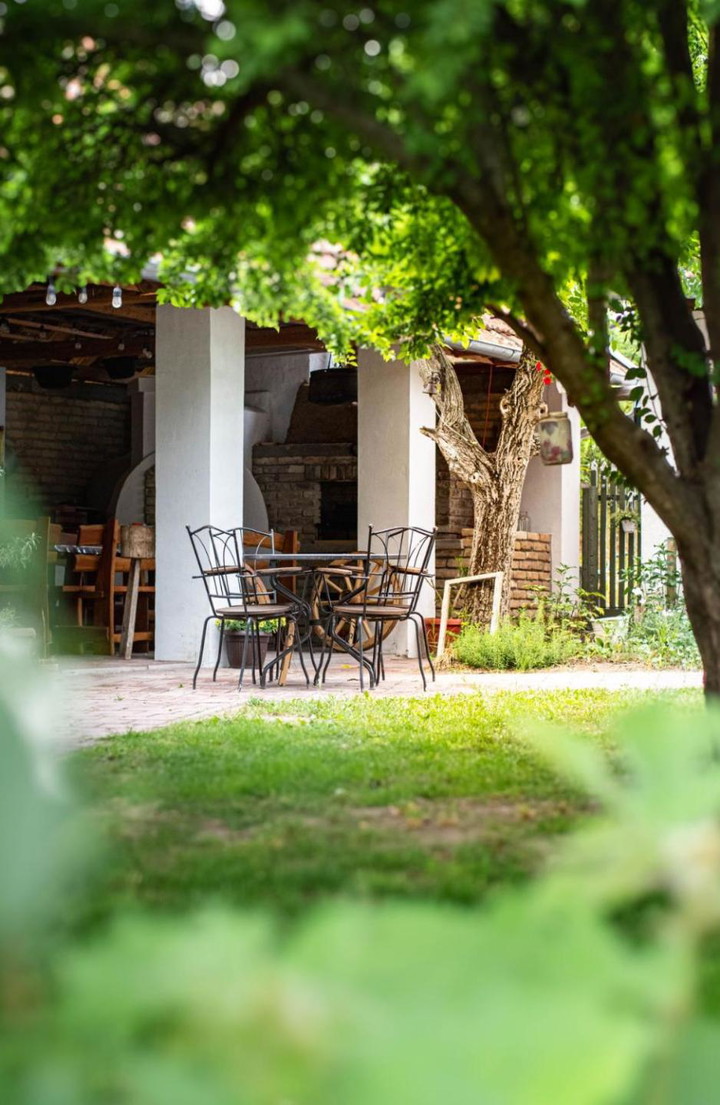 Gaia's Garden - Traditional Slow Living Farmhouse - Palić