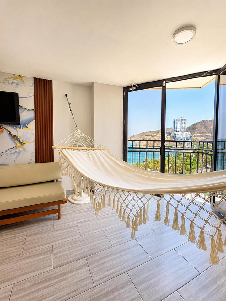 Apartamento 10c Edf.playa - Colombia