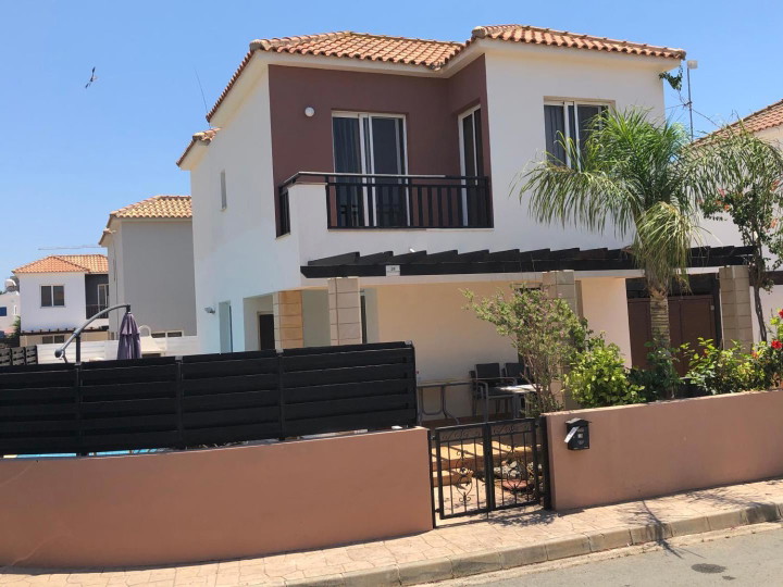 Villa Lola - Cyprus