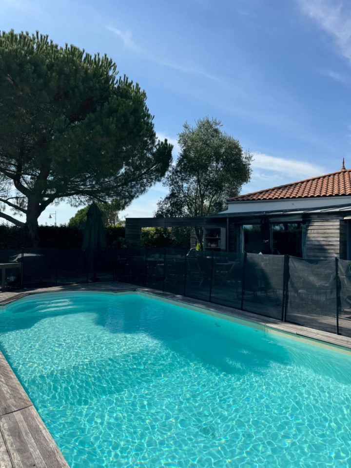 Villa Grande Piscine Et Jacuzzi Jardin Sans Vis-à -Vis, Très Calme - Cholet