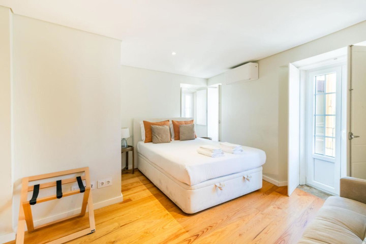 Discover Lisbons History - Stylish Apartment In Alfama - Alfama