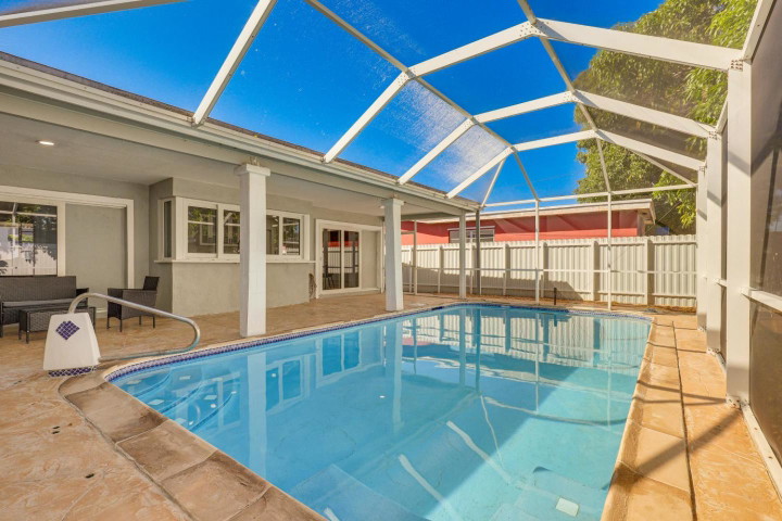 Private Pool Miramar Home: Pets Welcome! - Miami Lakes, FL