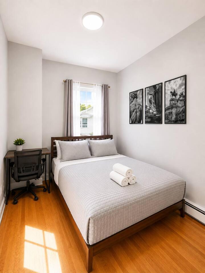 Journal Sq Path Private Room - Shared Bath And Kitchen - 15 Min Nyc Access - Brooklyn, NY