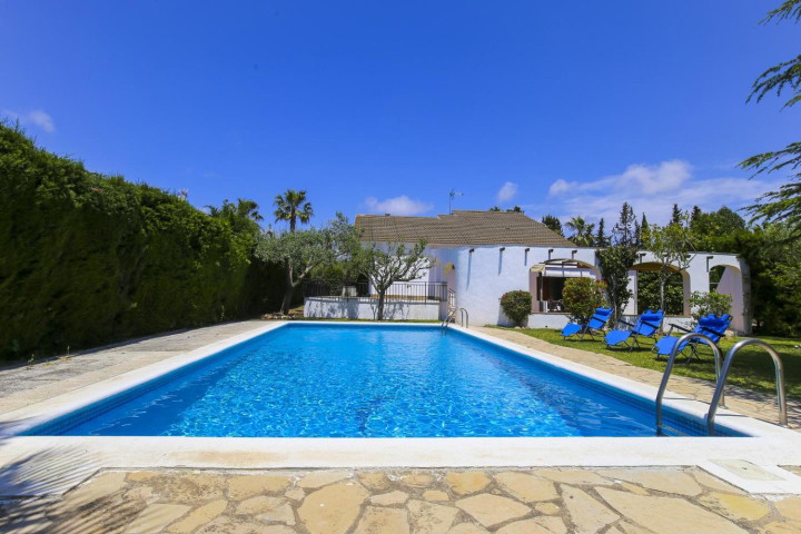 Villa Adelfa - La Pineda