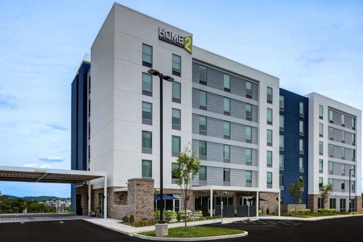 Home2 Suites By Hilton Nashville Downtown-metrocenter - Nashville, TN