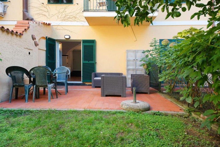 Beach Paradise- Luigi 16 - Levanto