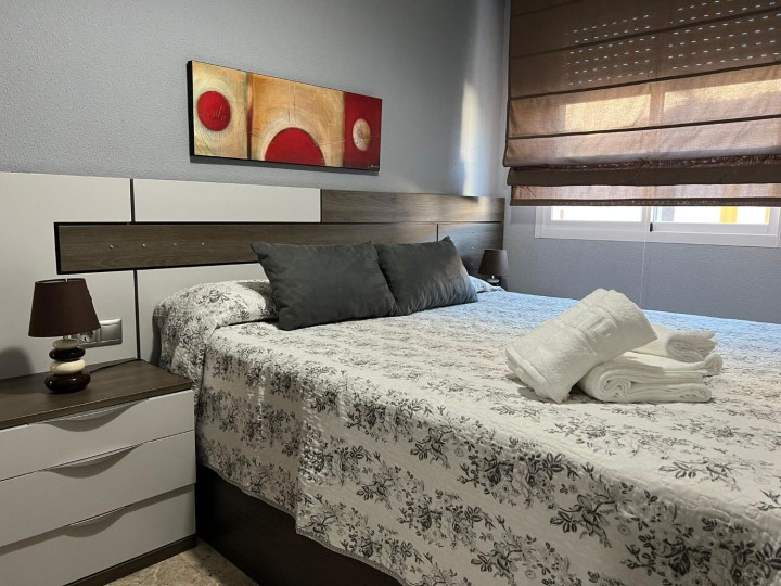 Piso Familiar Con Perfecta Ubicación - Córdoba