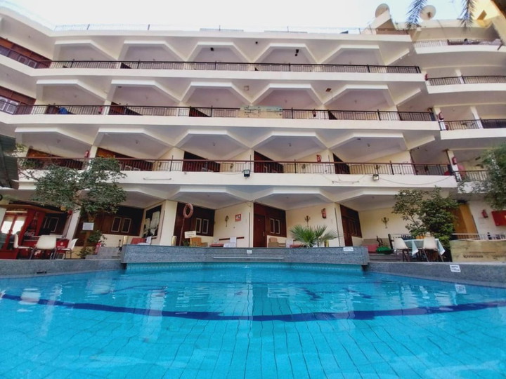 Rezeiky Hotel & Camp 您在盧克索的第二個家 - Luxor