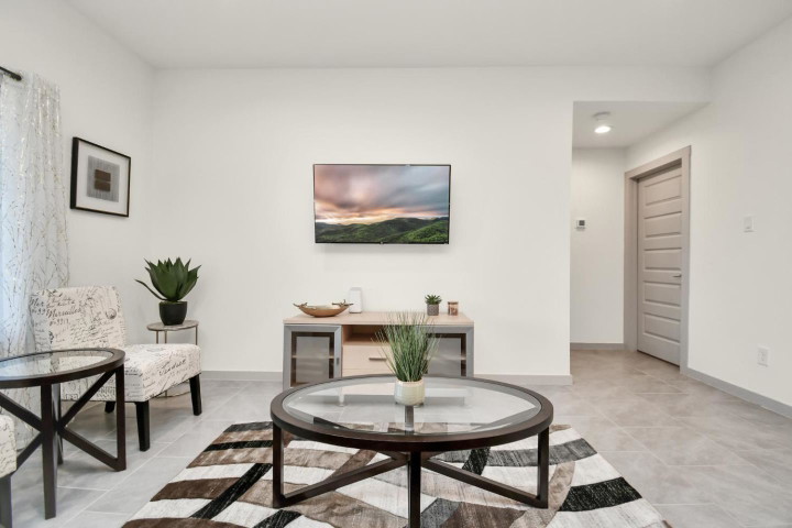 Exquisite 3 Bedroom Home In Katy - Katy, TX