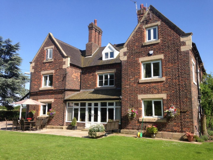 Whitethorn Bed And Breakfast - Stoke-on-Trent