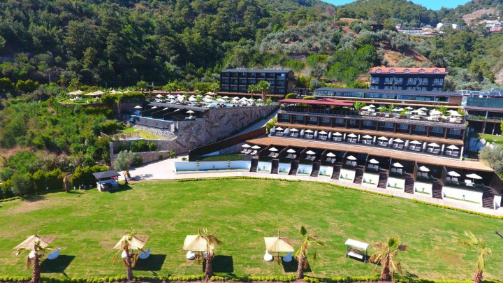 Manaspark Deluxe Hotel - Çalış Beach