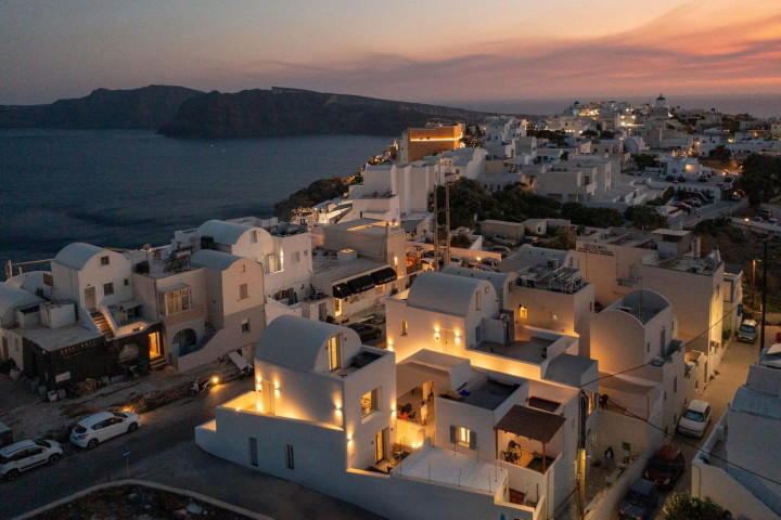 Aetheroia Suites - Oia