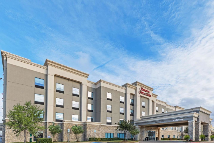 Hampton Inn & Suites Dallas I-30 Cockrell Hill, Tx - Dallas, TX