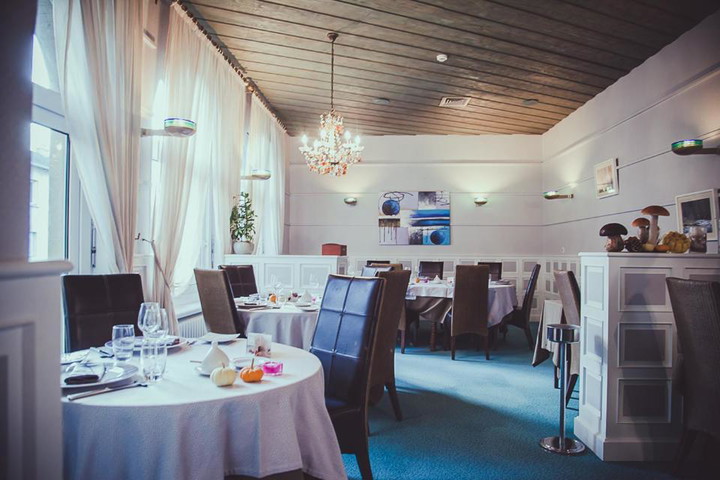 Hôtel Logis Le Bourbon - Monistrol-sur-Loire