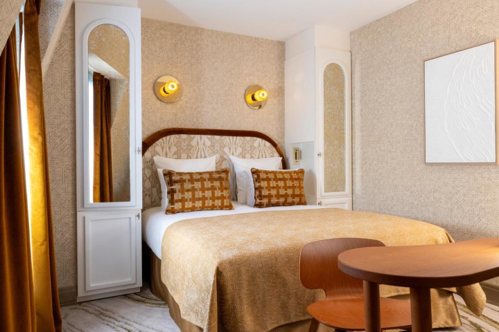 Hotel Des Carmes By Malone - Pantin