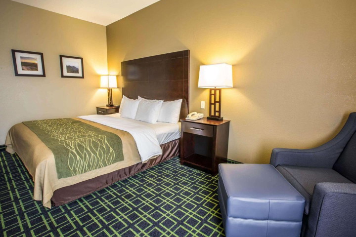 Quality Inn Franklin - Franklin, NC