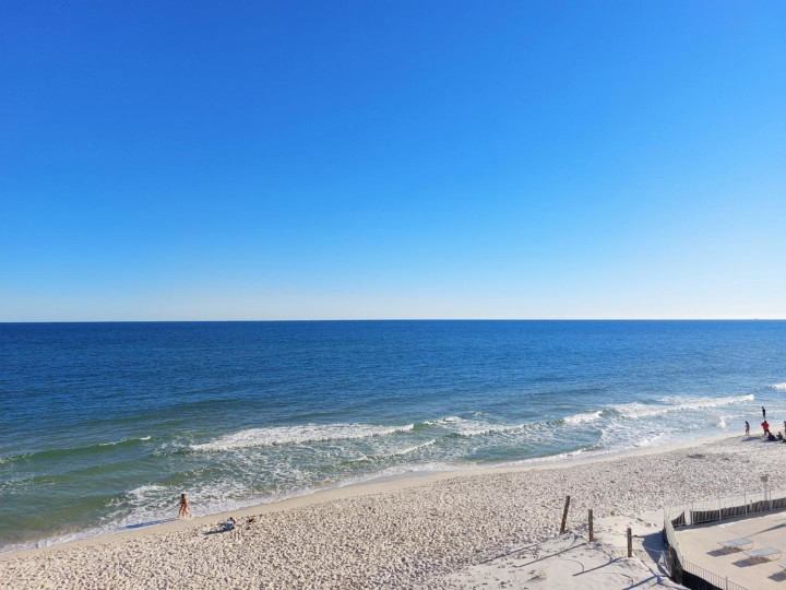 Tropical Winds 303 Condo - Gulf Shores, AL
