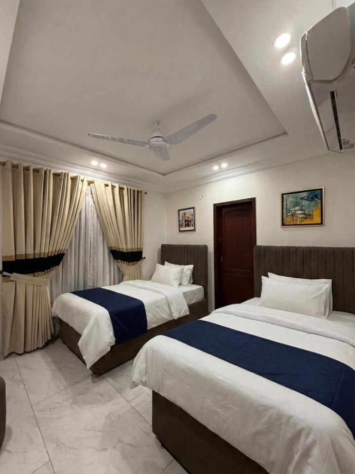 I-cottage Faisalabad 2bhk Ground Floor - Pakistan