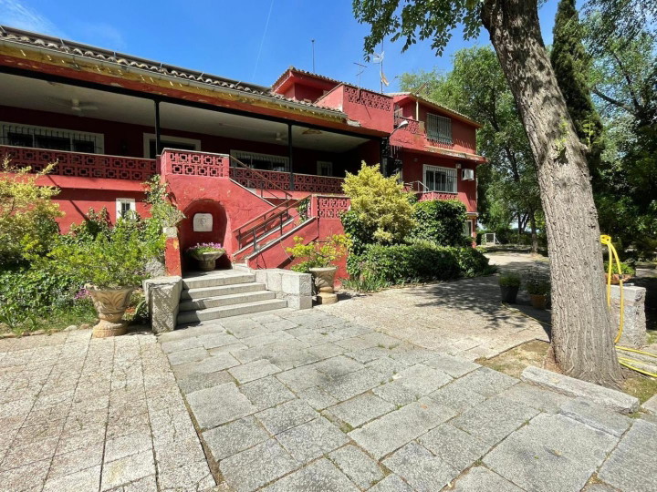 Casa Rural Los Menhires - Torrejón de Ardoz