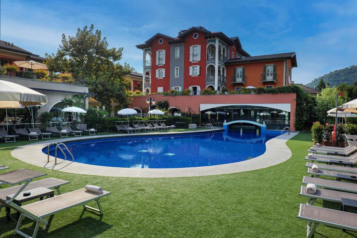 Aquazzurra Resort & Aparthotel - Lago Maggiore