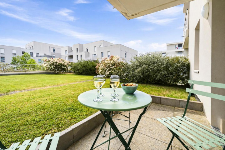 T2 Moderne Avec Terrasse, Central Et Calme - Loire-Atlantique