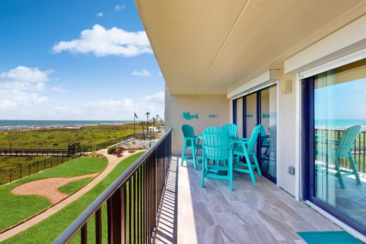 Resort Perks & Gulf Views: Suntide Iii - Unit 304 - South Padre Island