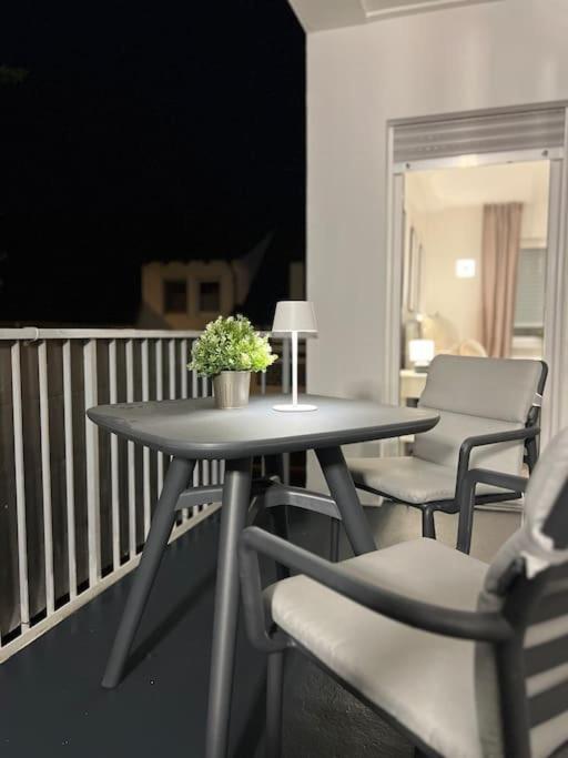 Apartment 13 - 3 Schlafzimmer - Modern Und Komfortabel - Kehl