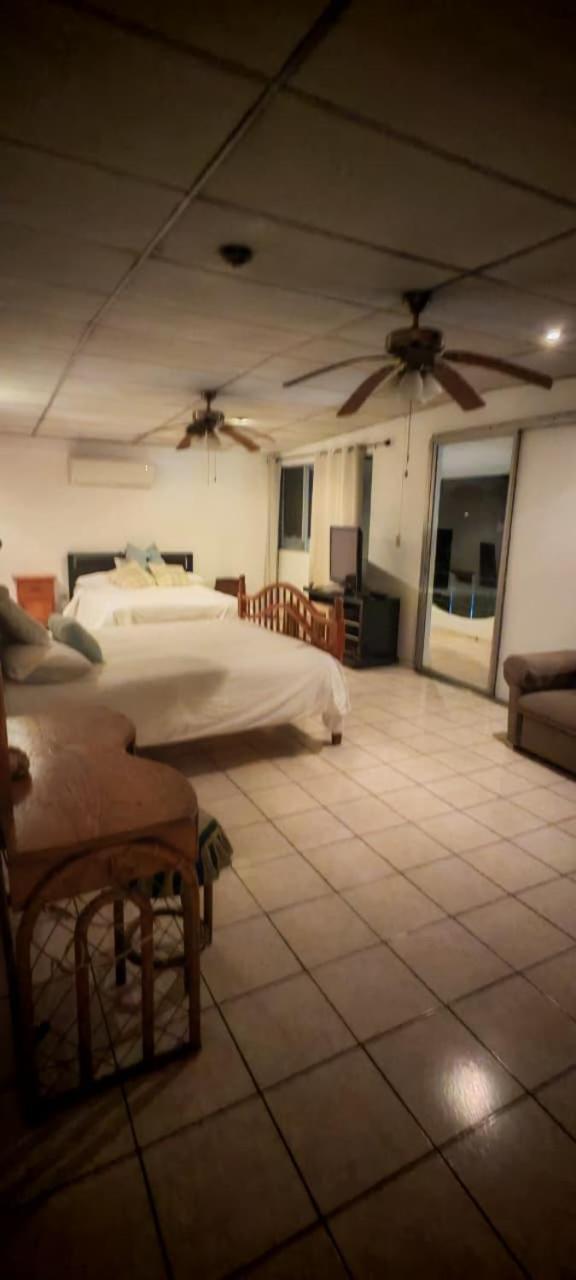 Habitación En San Salvador - San Salvador