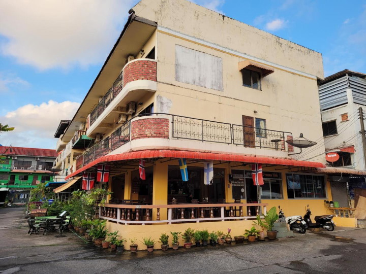2 Vikings Guesthouse - Phuket