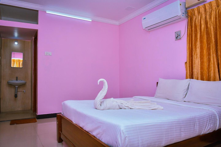 Coral Shelters Service Apartments Pykara - Madurai