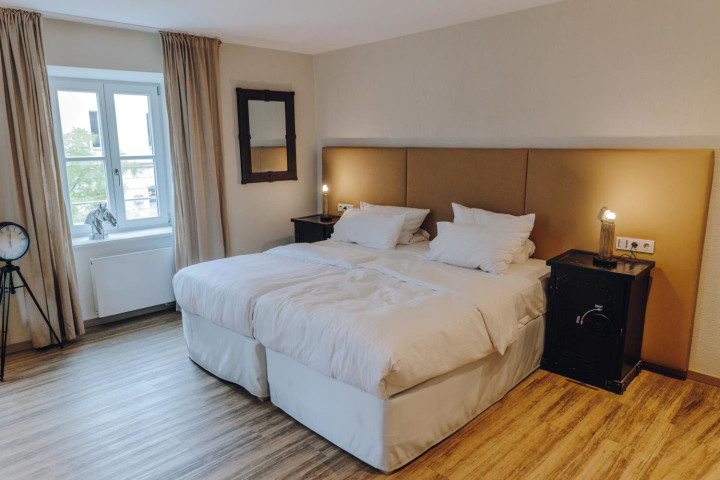 Little 7 - Boutique Hotel - Regensburg