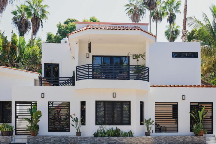 Casas Blancas, Planta Baja - Todos los Santos