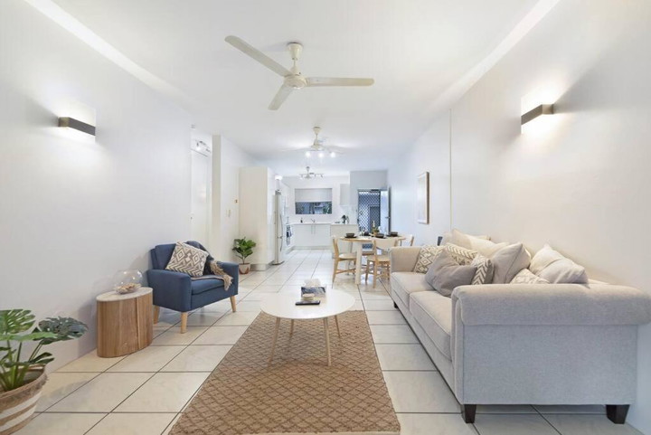 Opp Parap Mkts Ideal For Tradies And Nurses - Darwin