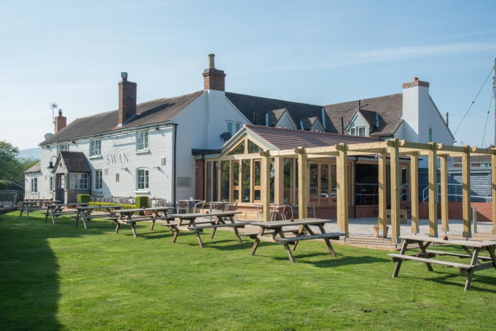 The Swan Inn - Tewkesbury