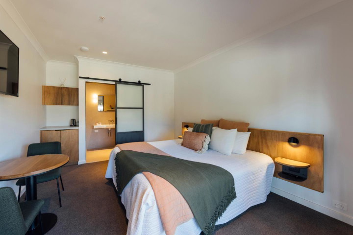 Eleven - Daylesford
