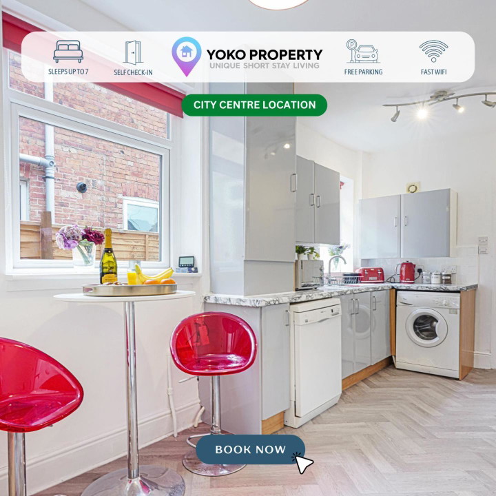 3 Bedroom House In City Centre - Sleeps Up To 7 - Free Parking, Fast Wifi, Pool Table And Smarttv With Skytv And Netflix By Yoko Property - Northampton