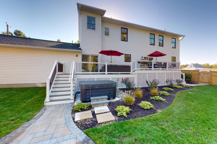 Renovated, Dog-friendly Home With Private Pool, Hot Tub & Stunning Backyard - Maryland