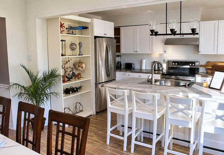 Sofi House In Barrie, 5 Bedroom, Pool Table, Ps4 - Barrie